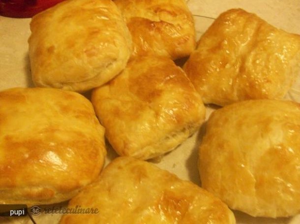Merdenele cu Branza Sarata | Produse de panificatie si patiserie ...