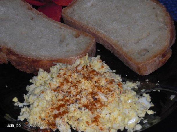 Mic Dejun Traditional- Oua cu Ceapa | Aperitive | Reteteculinare.RO