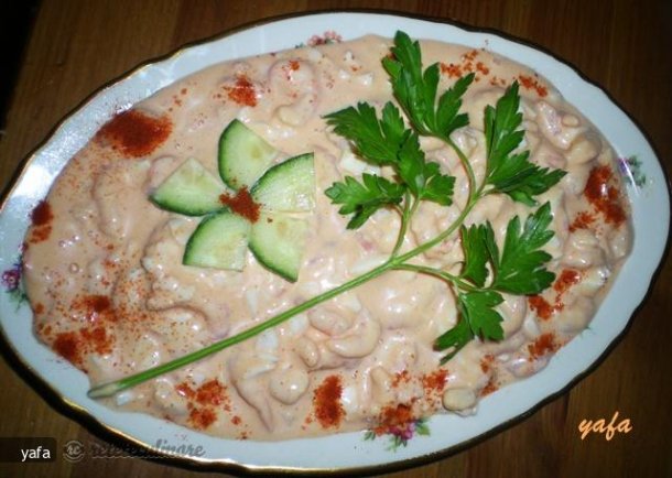 Salata de Creveti cu Sos Cocktail | Salate | Reteteculinare.RO