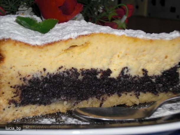 Tarta cu Mac si Crema de Branza | Dulciuri | Reteteculinare.RO