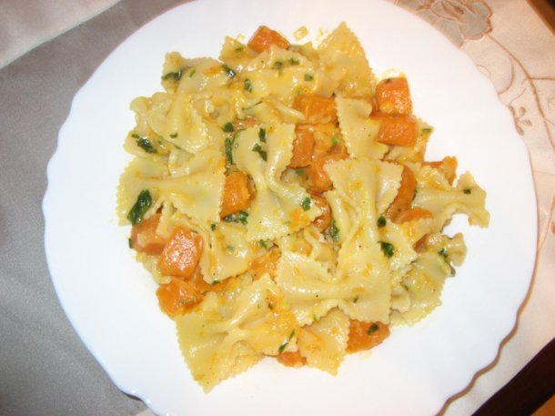 Paste cu dovleac | Paste | Reteteculinare.RO