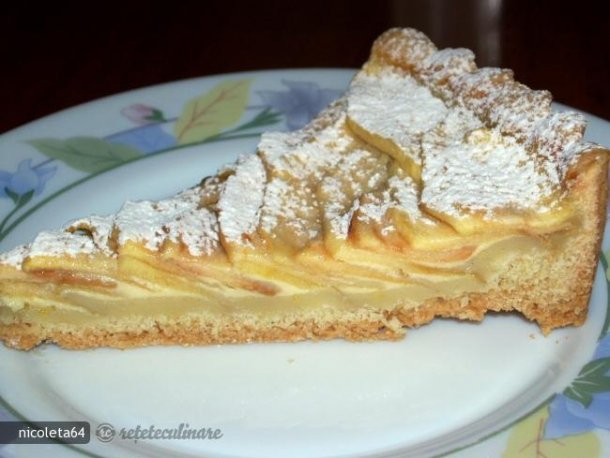 Tarta cu mere si crema | Dulciuri | Reteteculinare.RO