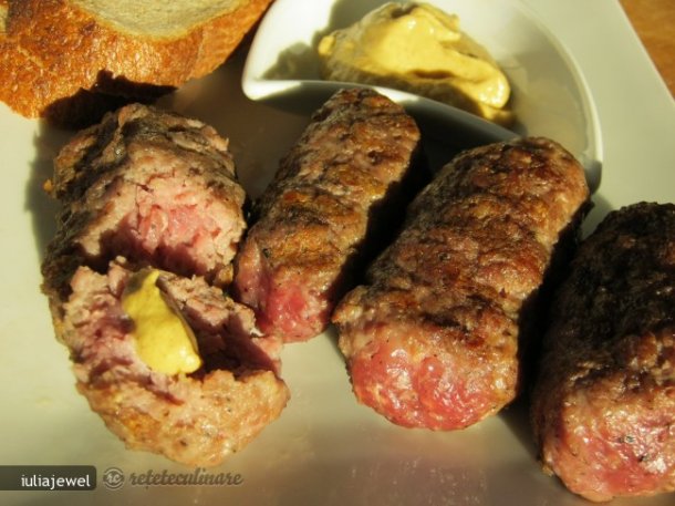 Mititei | Fripturi | Reteteculinare.RO