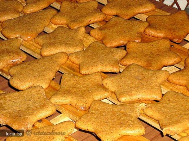 Turta Dulce (II) | Dulciuri | Reteteculinare.RO