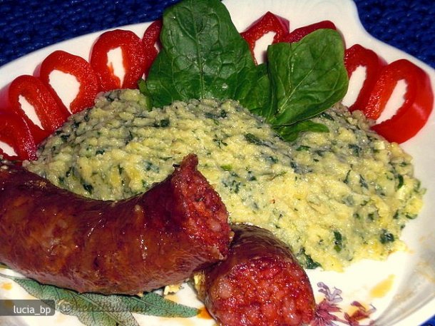 Carnati Prajiti si Piure de Cartofi cu Spanac | Mancaruri cu carne ...