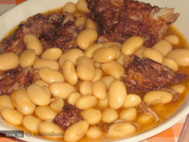 Supa de Fasole Uscata cu Costita Afumata | Borsuri, supe, ciorbe ...