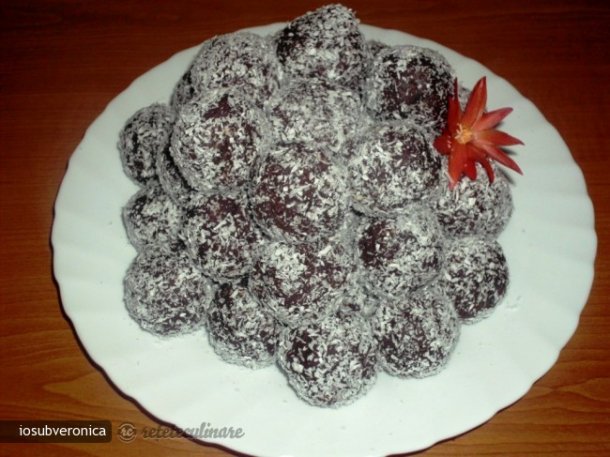Bulgarasi cu Cocos | Dulciuri | Reteteculinare.RO