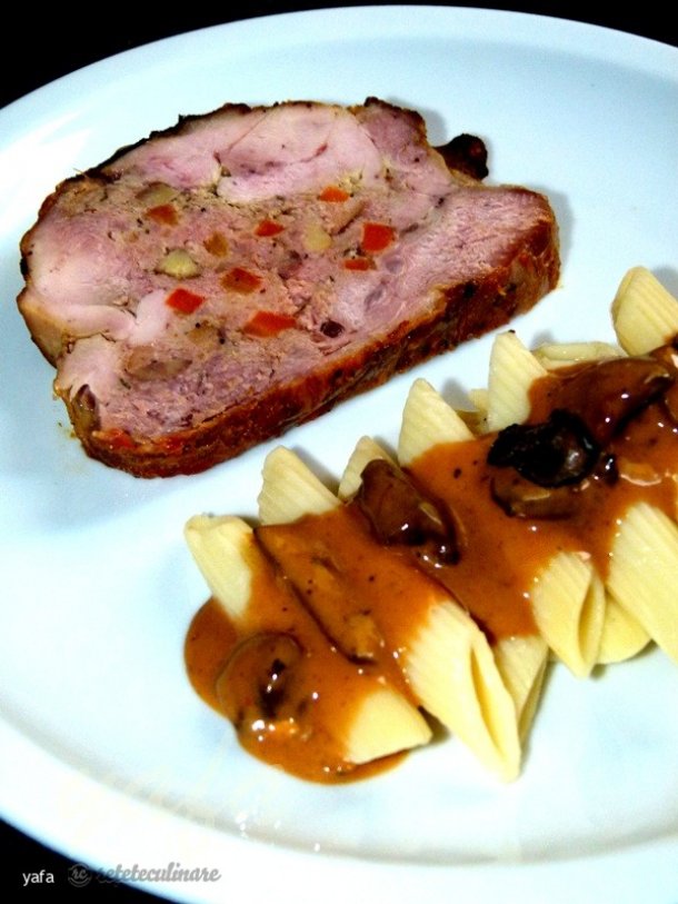 Curcan Umplut | Fripturi | Reteteculinare.RO