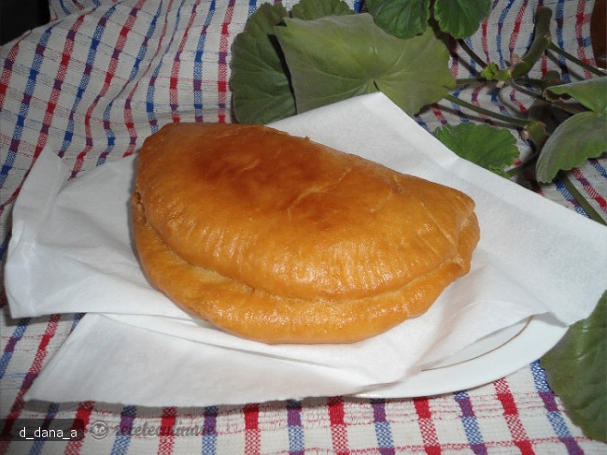 Placinte Ardelenesti cu Varza Murata(de Post) | Produse de panificatie ...