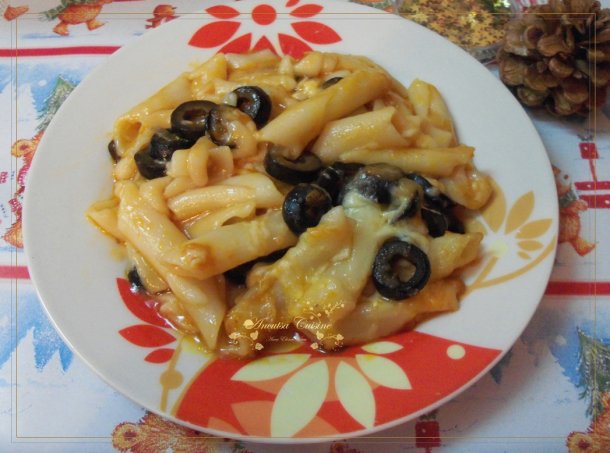 Paste cu masline si sos (de post) | Paste | Reteteculinare.RO